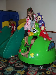 Teletubbies Ride Chuck E Cheese