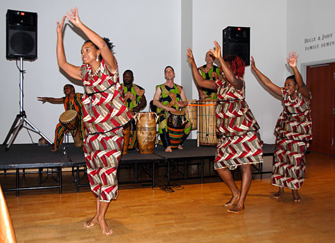 BLOOMA YOGA | prenatal, postnatal, and beyond: NEED features Blooma