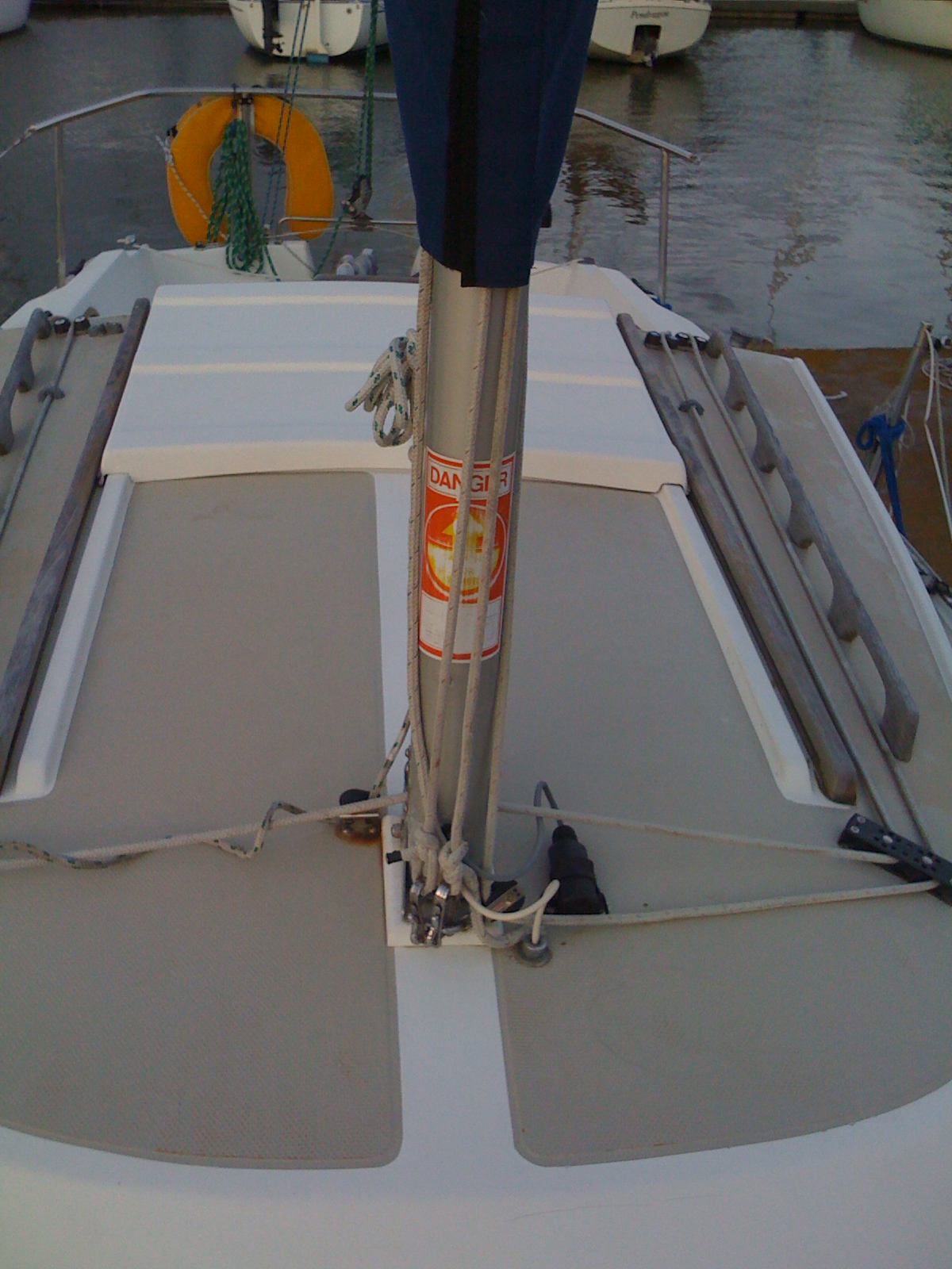 Catalina 22: Mast and Single Handed Rigging
