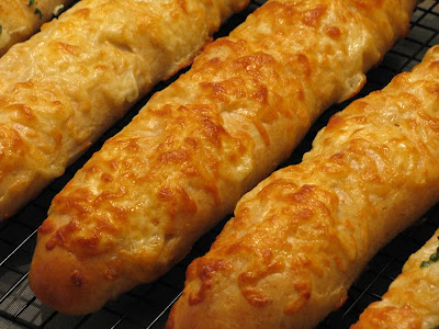 Tom's Magic Bakery: Mozzarella Cheese Bread Sticks