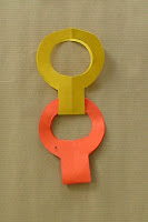 World Preschool Mom: Stapleless Paper Chains