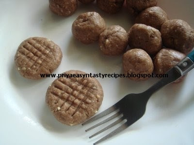 Priya's Versatile Recipes: Ragi N Silken Tofu Cookies/ Vegan Ragi Cookies
