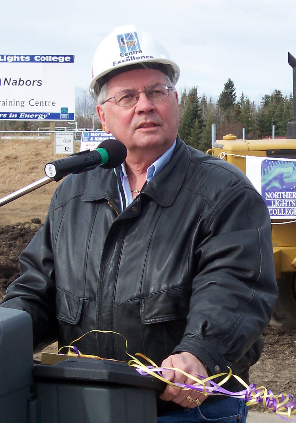 Who am I? Who are you?: Smugge & Smoethe, Schmucks & Schlemiels.