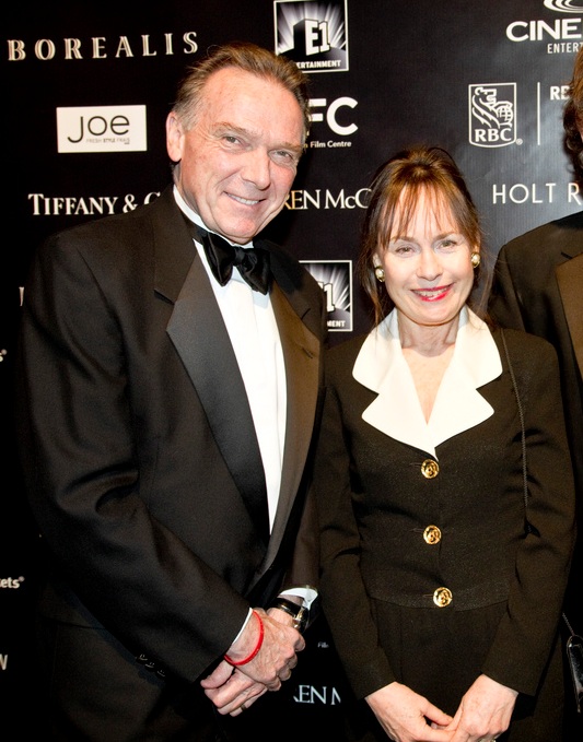 Who am I? Who are you?: ¡Ya basta!