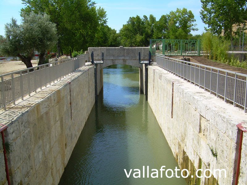 Vallafoto: Restauración de la Esclusa 42 del Canal de Castilla (Valladolid)