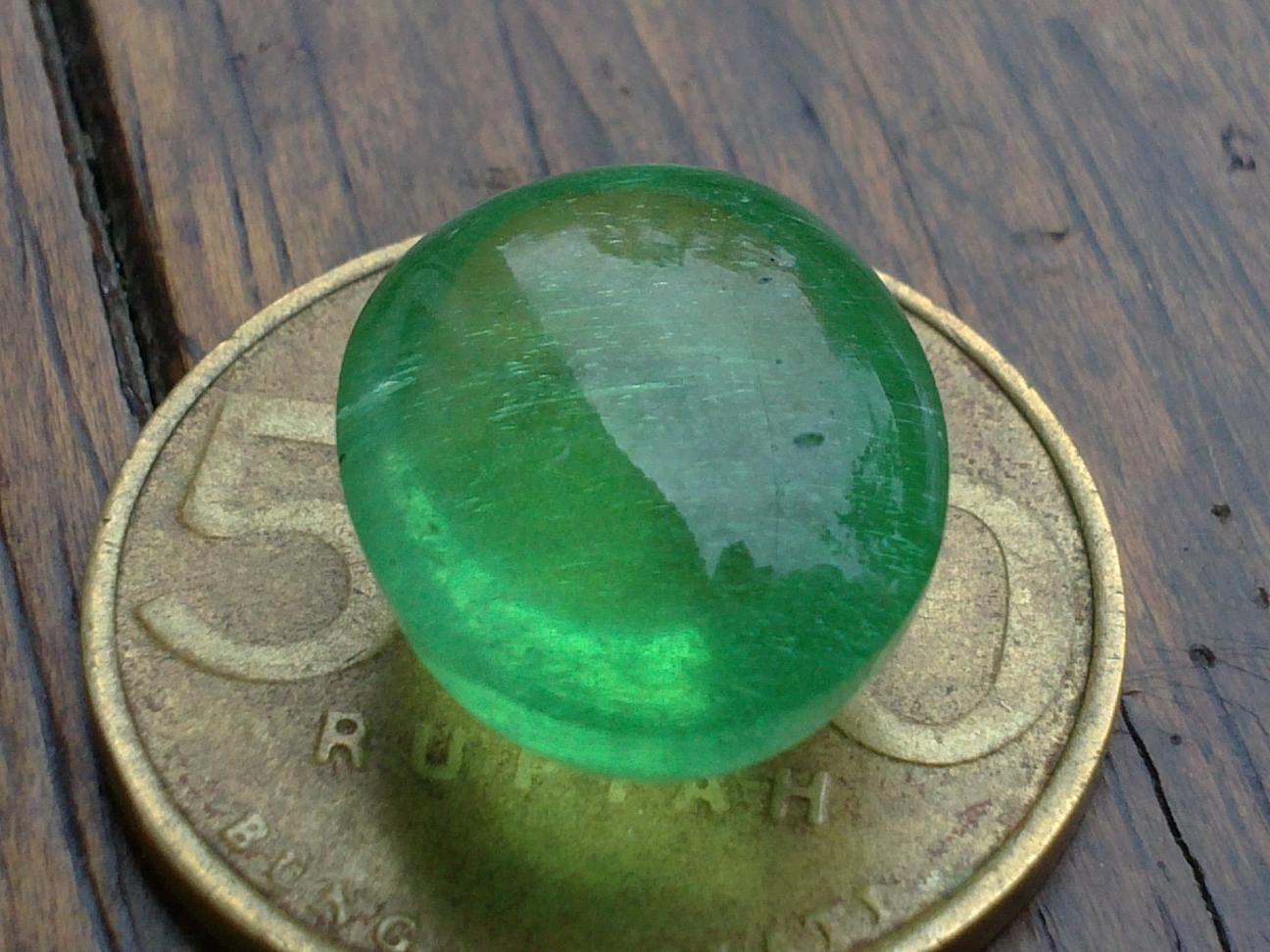 GREEN OBSIDIAN / Borneo Emerald | GEMSTONE | EMERALD | RUBY | SAFIR