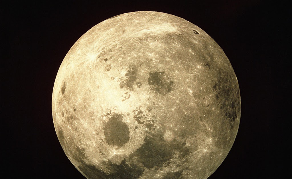 A Lua ~ As novas da Grande Arte