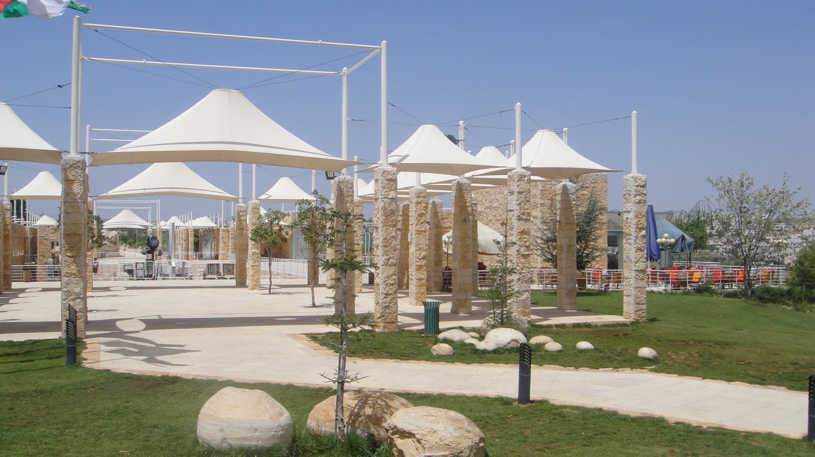 Bibs, Babs, Bobs in Amman: King Hussein Park