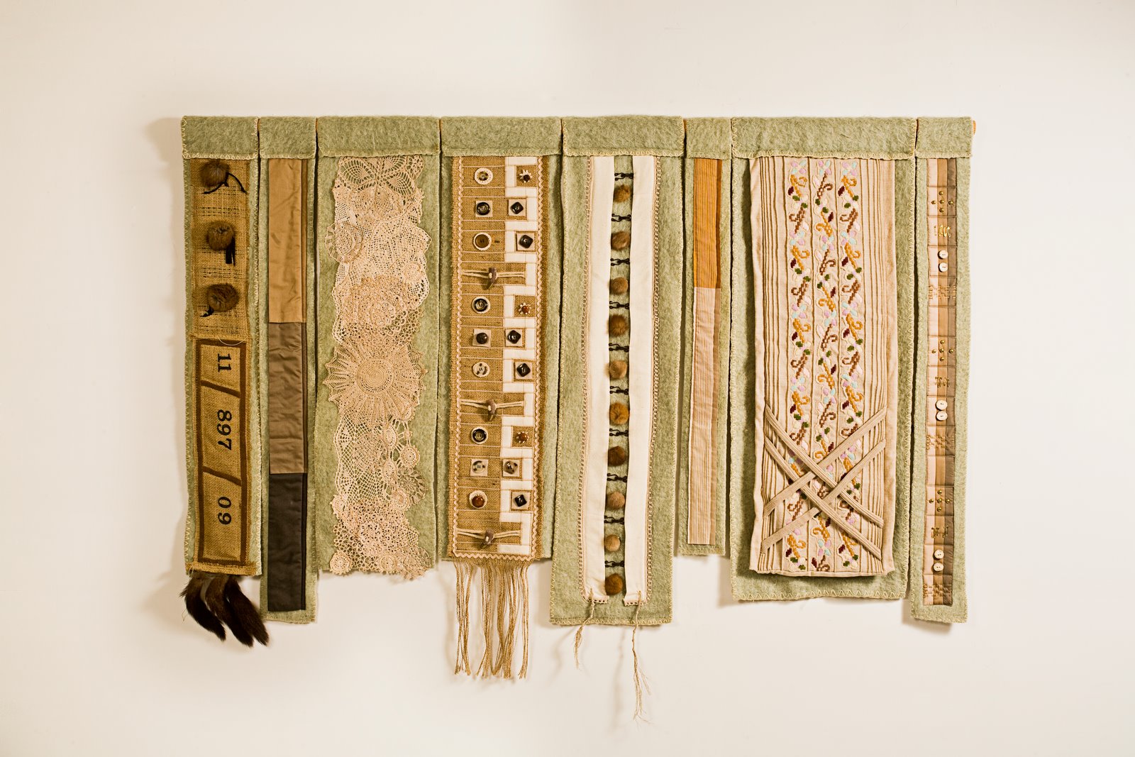 Lesley Turner: Tony Bounsall Textile Art Photographer