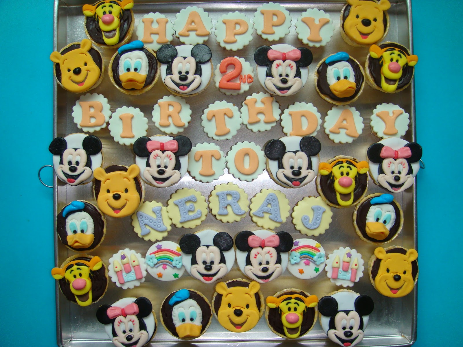 Yummy Baking: Mickey, Pooh, Disney Cupcakes (D1)