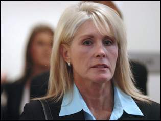 Kentucky School News and Commentary: Dinkel released from jail