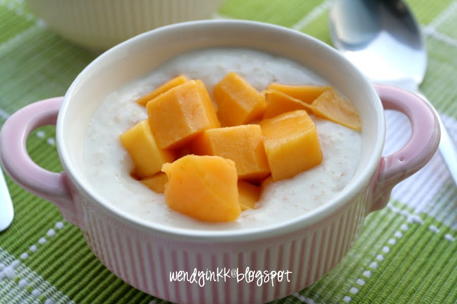 Table for 2.... or more: Fresh Mango Oatmeal