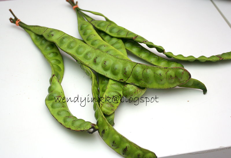 Table for 2.... or more: Petai with Minced Meat