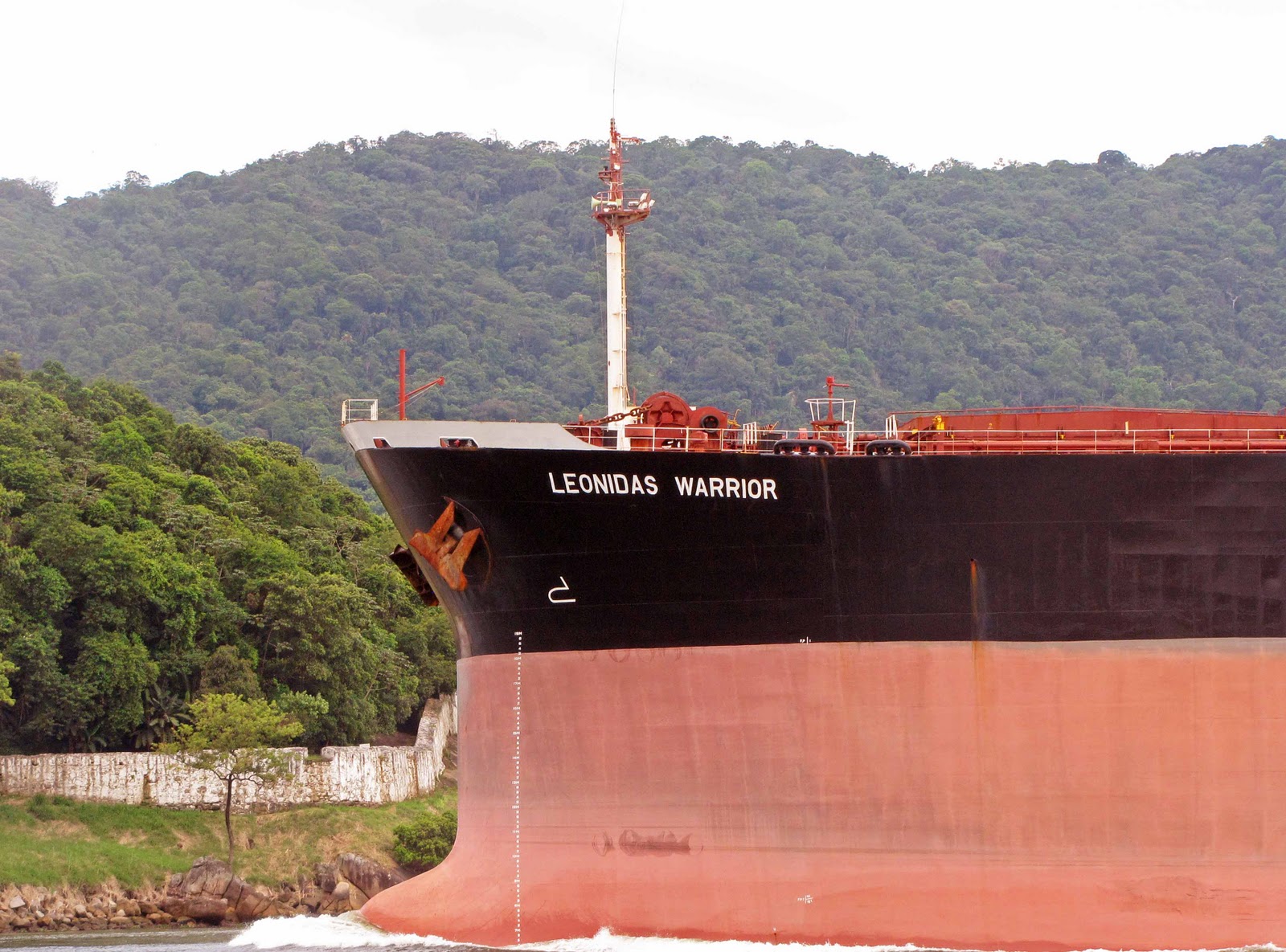 Santos Shiplovers: M/V Leonidas Warrior / J7AX8 - O Maior navio em ...