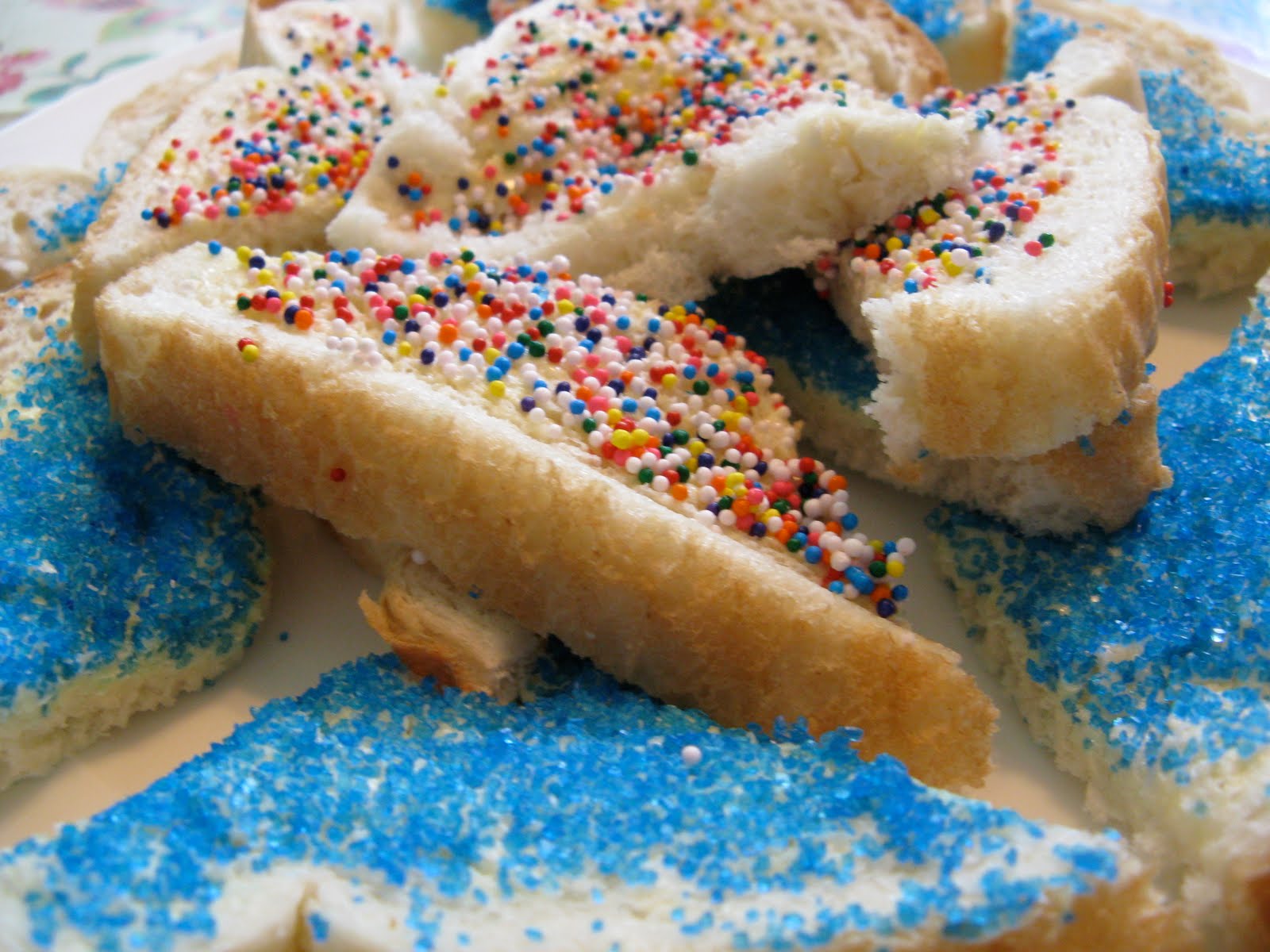 Pop Culture Junkie: What is Fairy Bread?