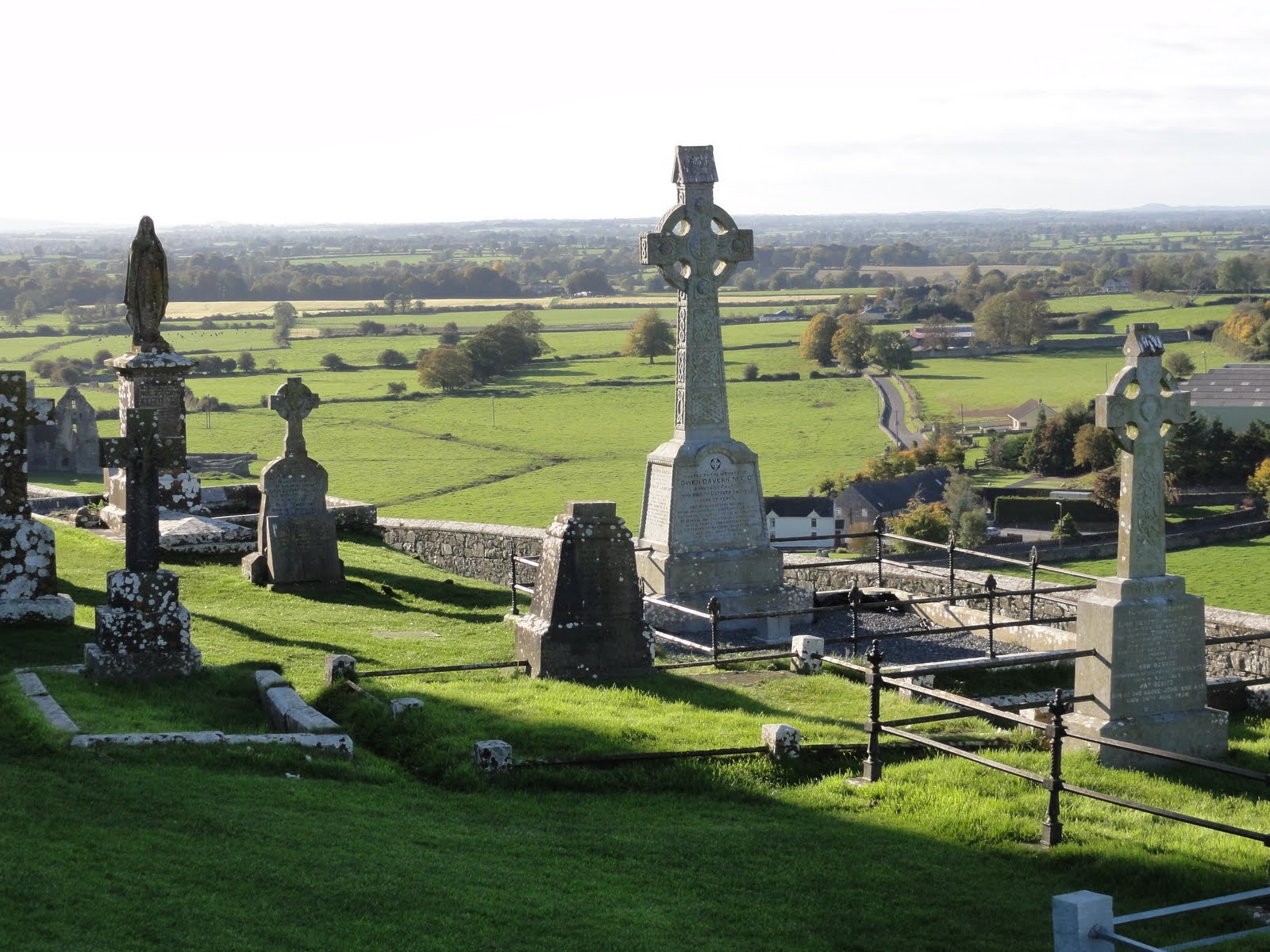 Todd Travels 2010: COUNTRYSIDE, CATHEDRALS, CHURCHES, CASTLES, CELTIC ...