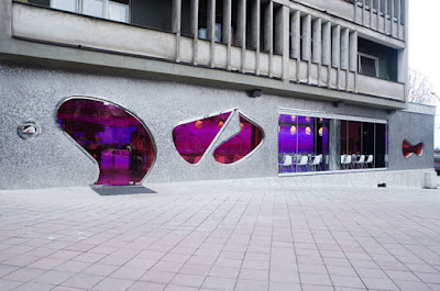 Interiors World: Pop Art Interior Design of Majik Cafe by Karim Rashid