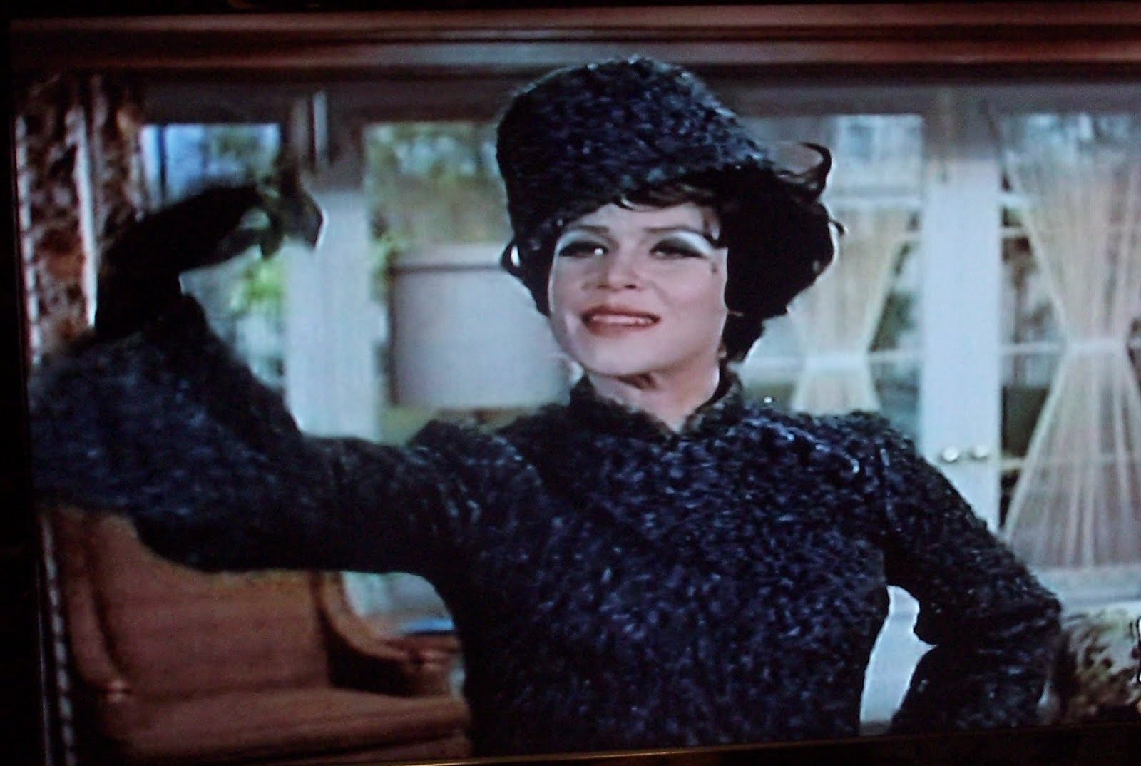 ~Que Bella~: "Bewitched" by Fashion~ Serena's Style~