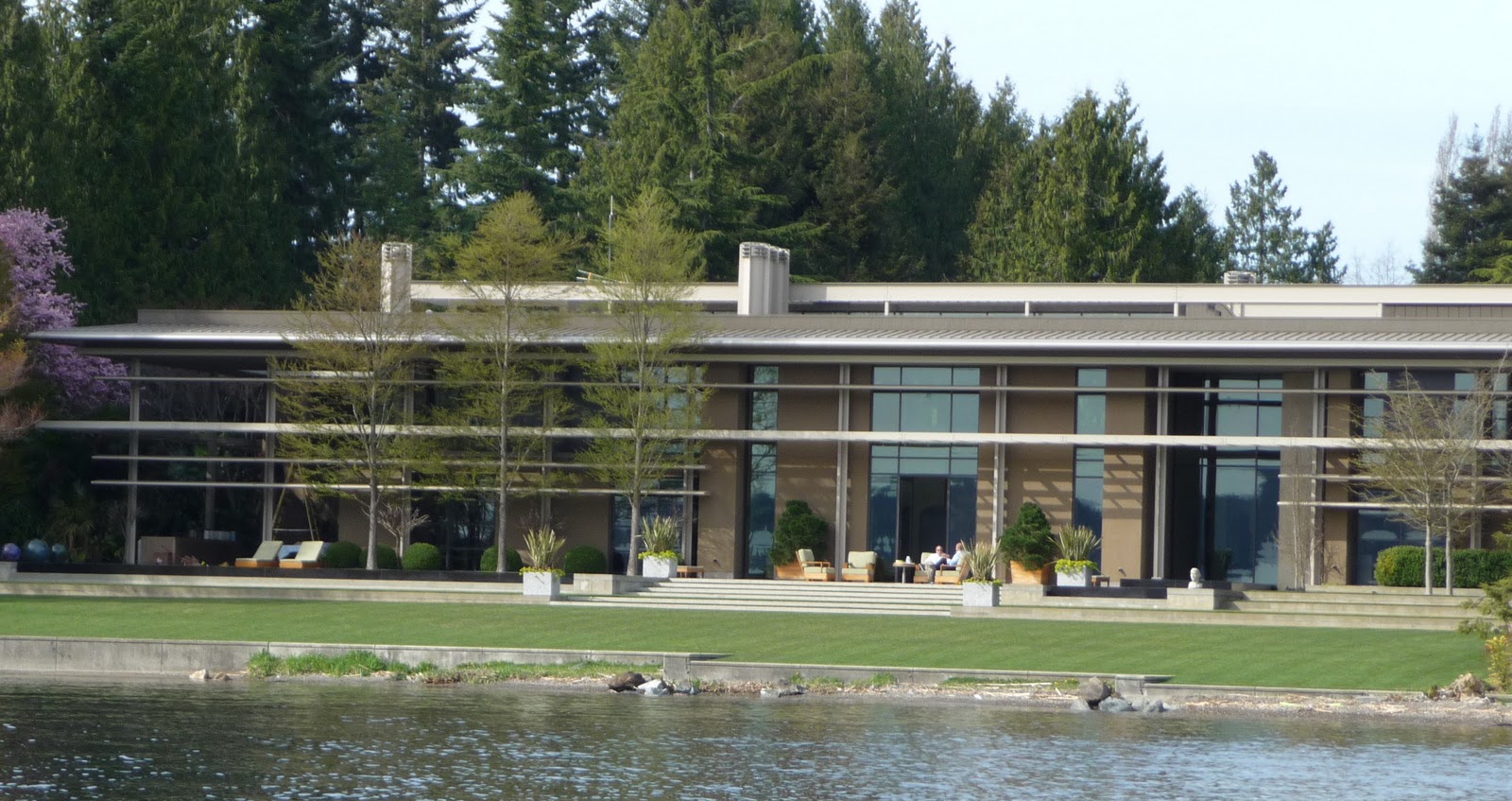 Seattle Mansions: Jeff Brotman Hosts Michelle Obama