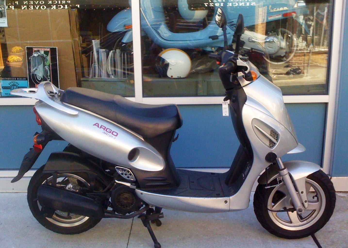 Philadelphia Used Scooters: 2007 ARGO AR 150-2 SILVER