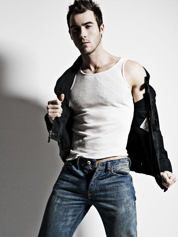 MAN AMAZING MAN: Bryan Thomas