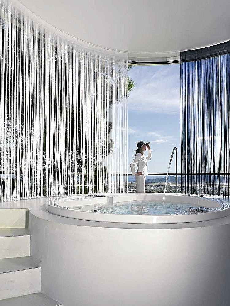 Renée Finberg ' TELLS ALL ' in her blog of her Adventures in Design ...