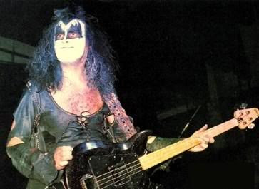 Bass attack equipments !!!: Chaim Witz alias...Gene Simmons