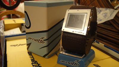 Just Chilling...: Arnette Watch -Review- AR 03002