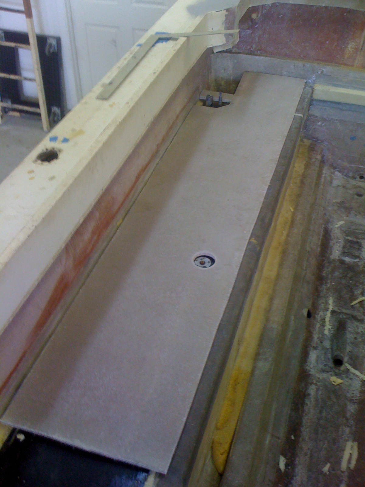 1981 23' Fish Nautique Restoration: NIDA-CORE Deck is done.....