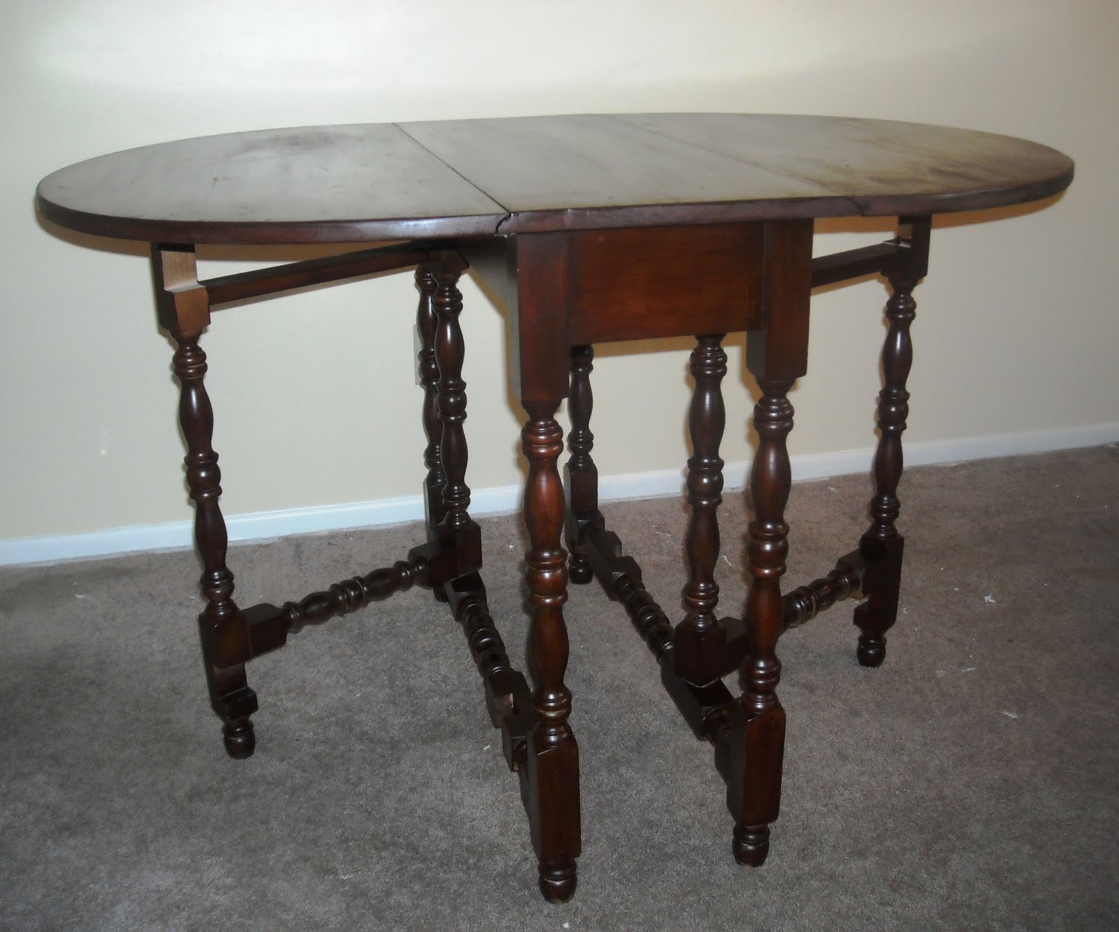 Old Days-Old Ways: Thrift Store Table--Finished at Last!