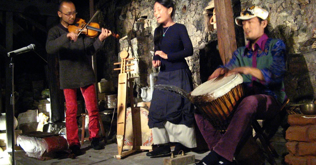 The Art of the Drum: AINU PERFORMANCE