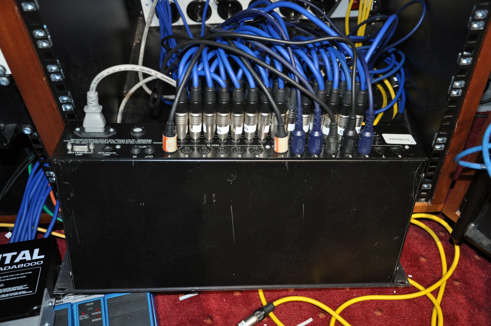 Synth.nl Blog: Analog SFX Processor Racks