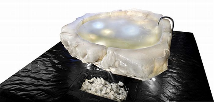 Swarovski Crystal World: Luxurious Crystal Bathtub Costs $790,000