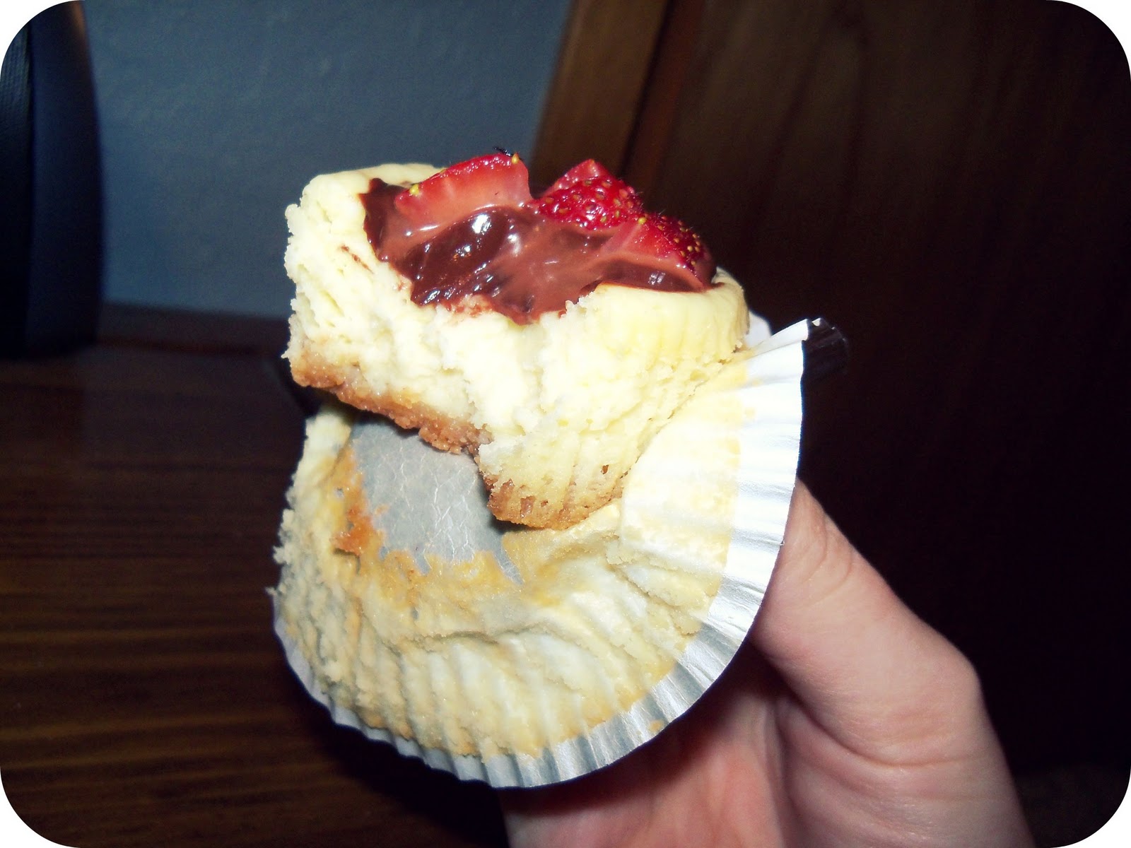 homemade by haley: Mini Cheesecakes with Vanilla Wafer Crust