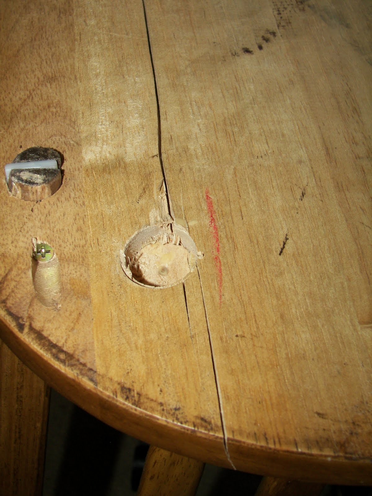 Sleepydog's Wood Shop: Fixing Poorly Constructed Chairs