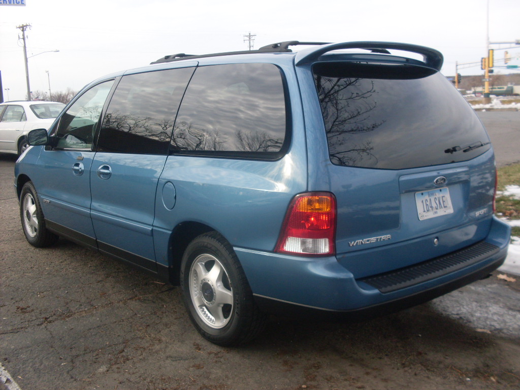 luisrideauto: 2003 Ford Windstar Sport, dual slidding door 7 passenger ...