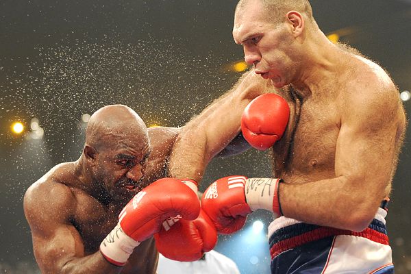Nikolai Valuev - The Beast from the East...