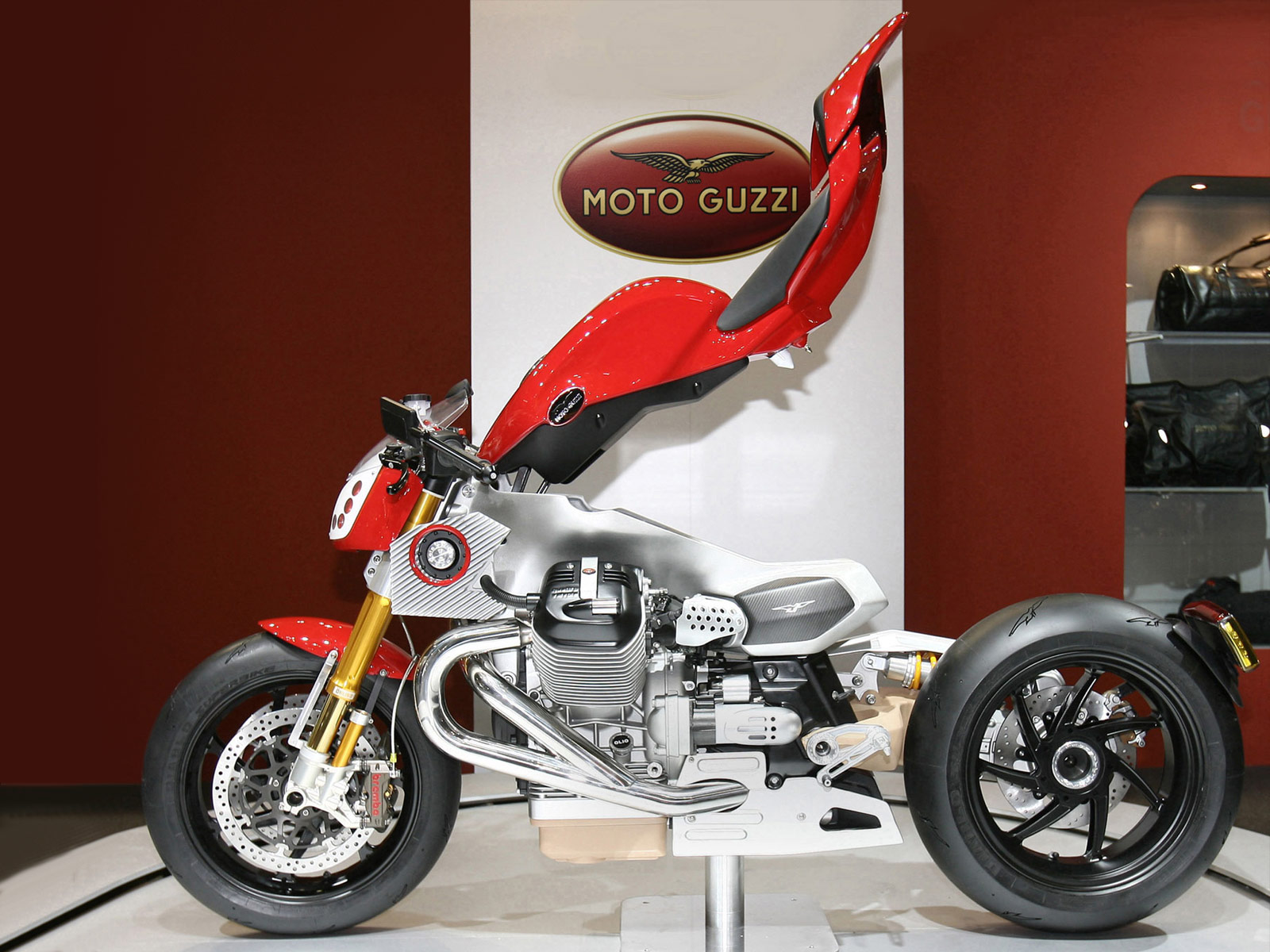 Harley Davidson Motorcycles Today: MOTO GUZZI V12 LM Concept (2010 ...