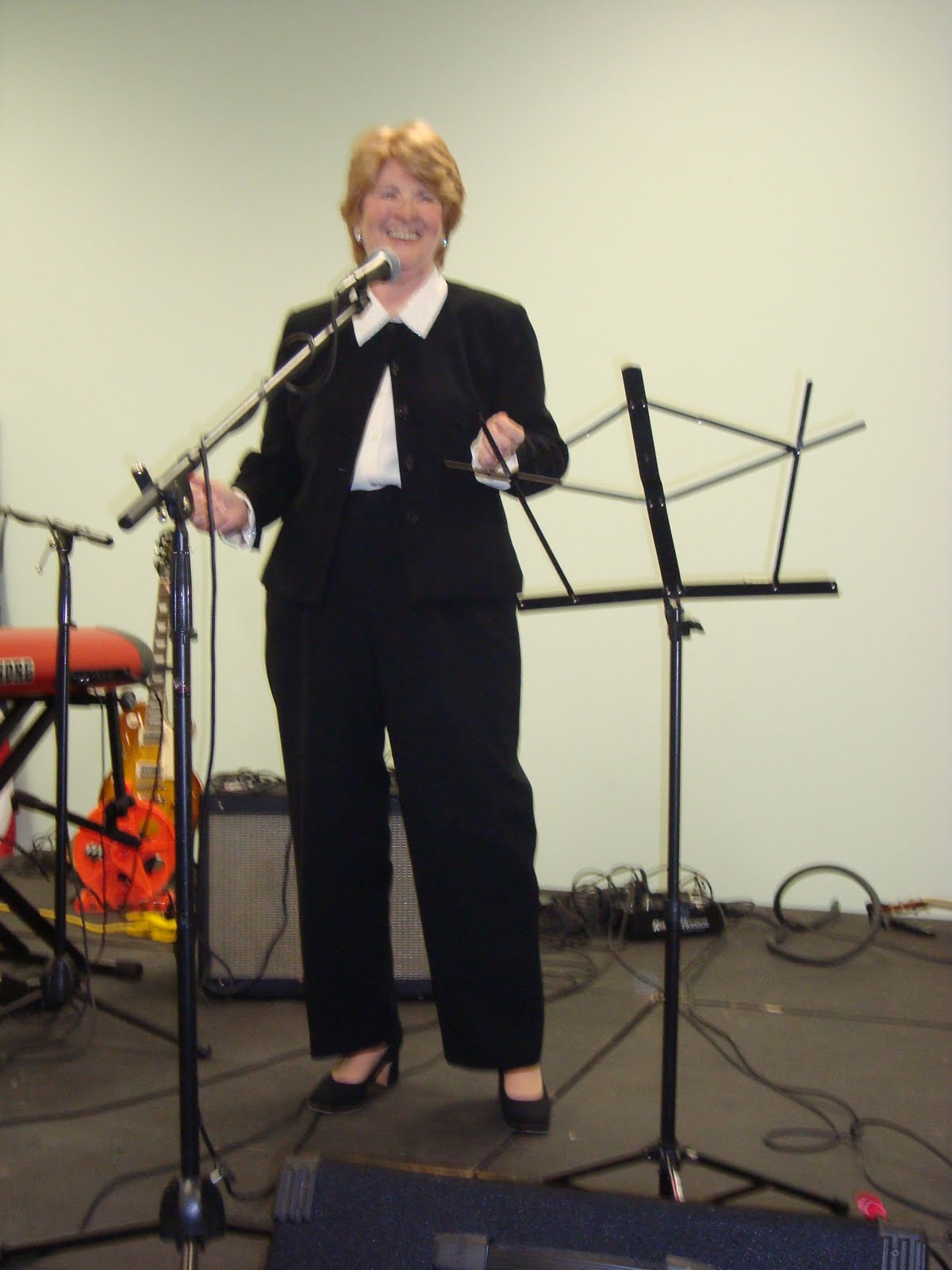 Girlfriend Weekend: The Pulpwood Queen Posting Photos from Talent Show ...