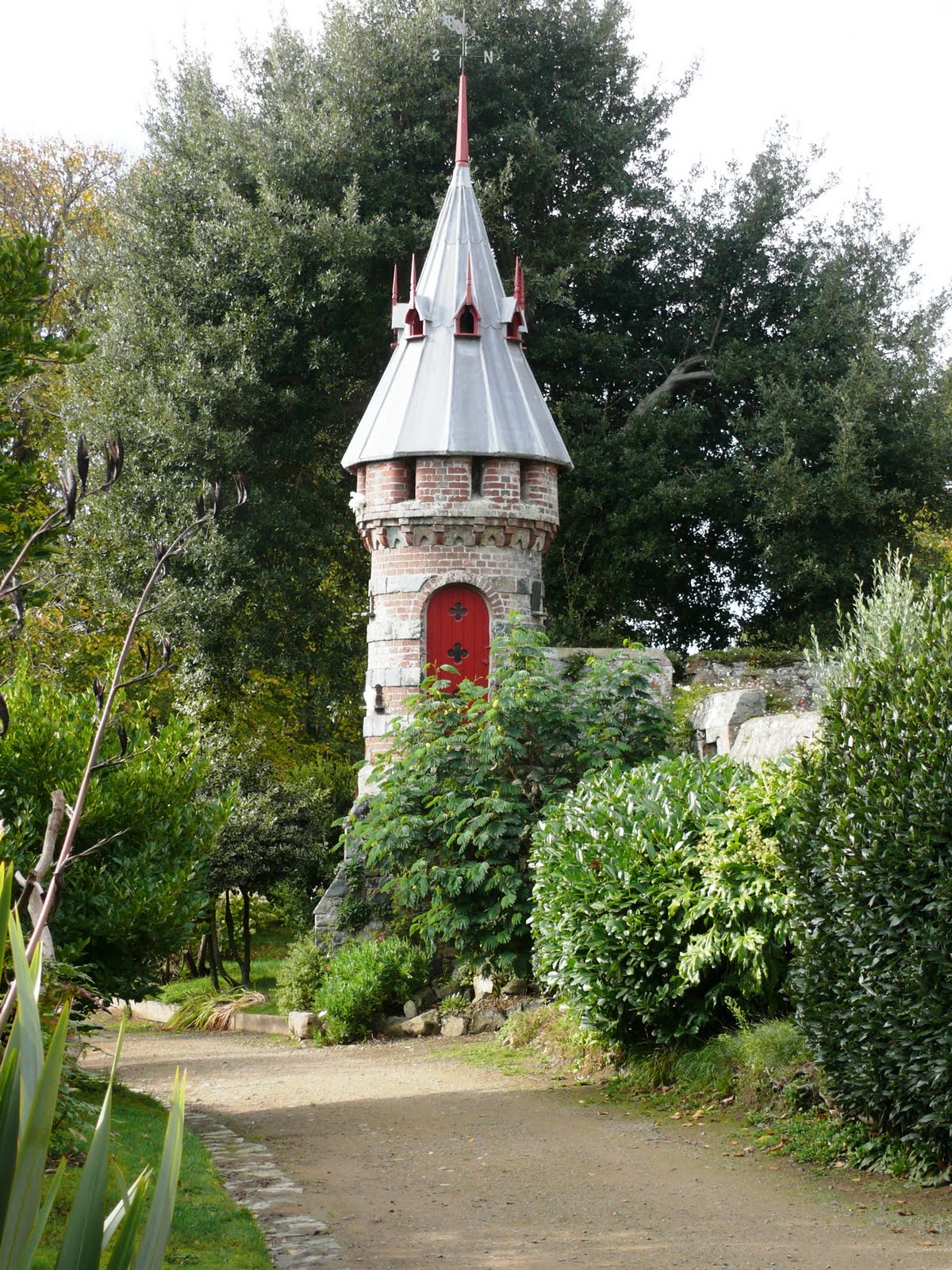 Water Under the Bridges: Scenes from Sark