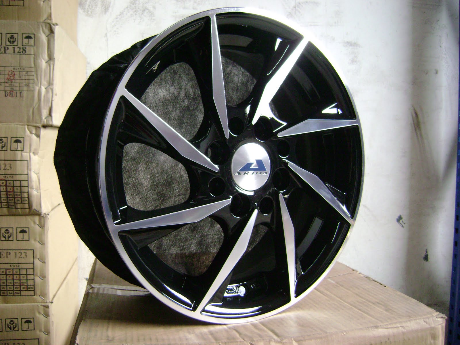 REV MOTORSPORT: 14 inch sport rims (SSW)