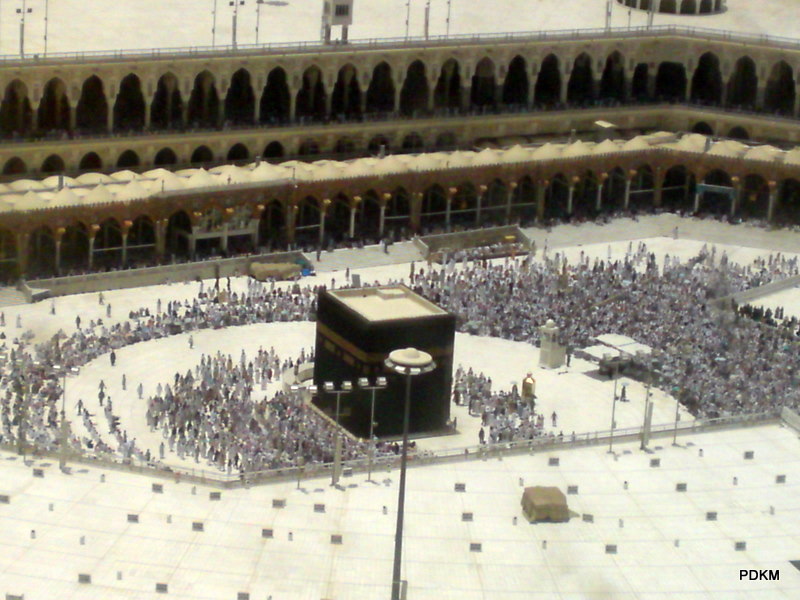 PENGALAMAN DI KOTA MAKKAH: " SoLaT JuMaAt SeBeNtAr TaDi..."