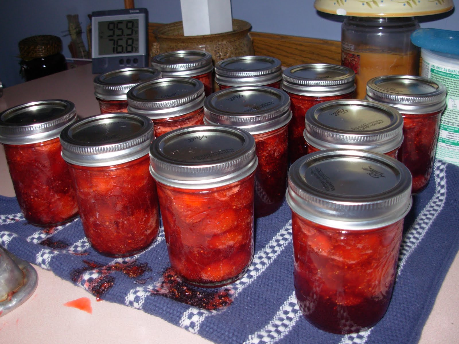 Experiments with Food: Strawberry Jam