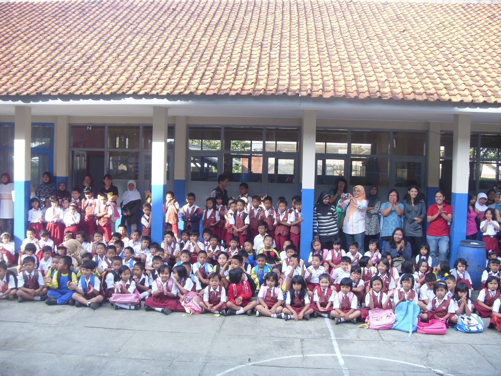 Kegiatan MPLS (Masa Pengenalan Lingkungan Sekolah) 2010 ~ SD Pertiwi