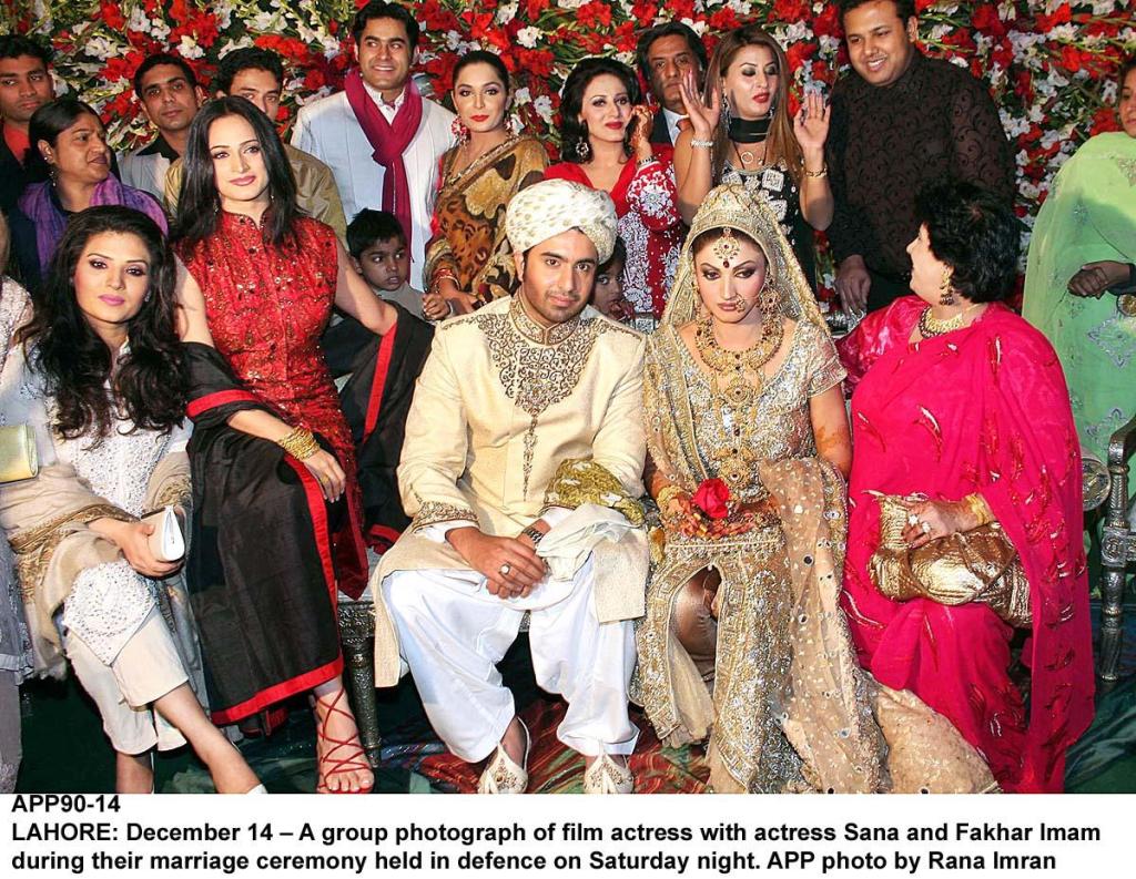 AMAZING: Traditional Weddings in Pakistan