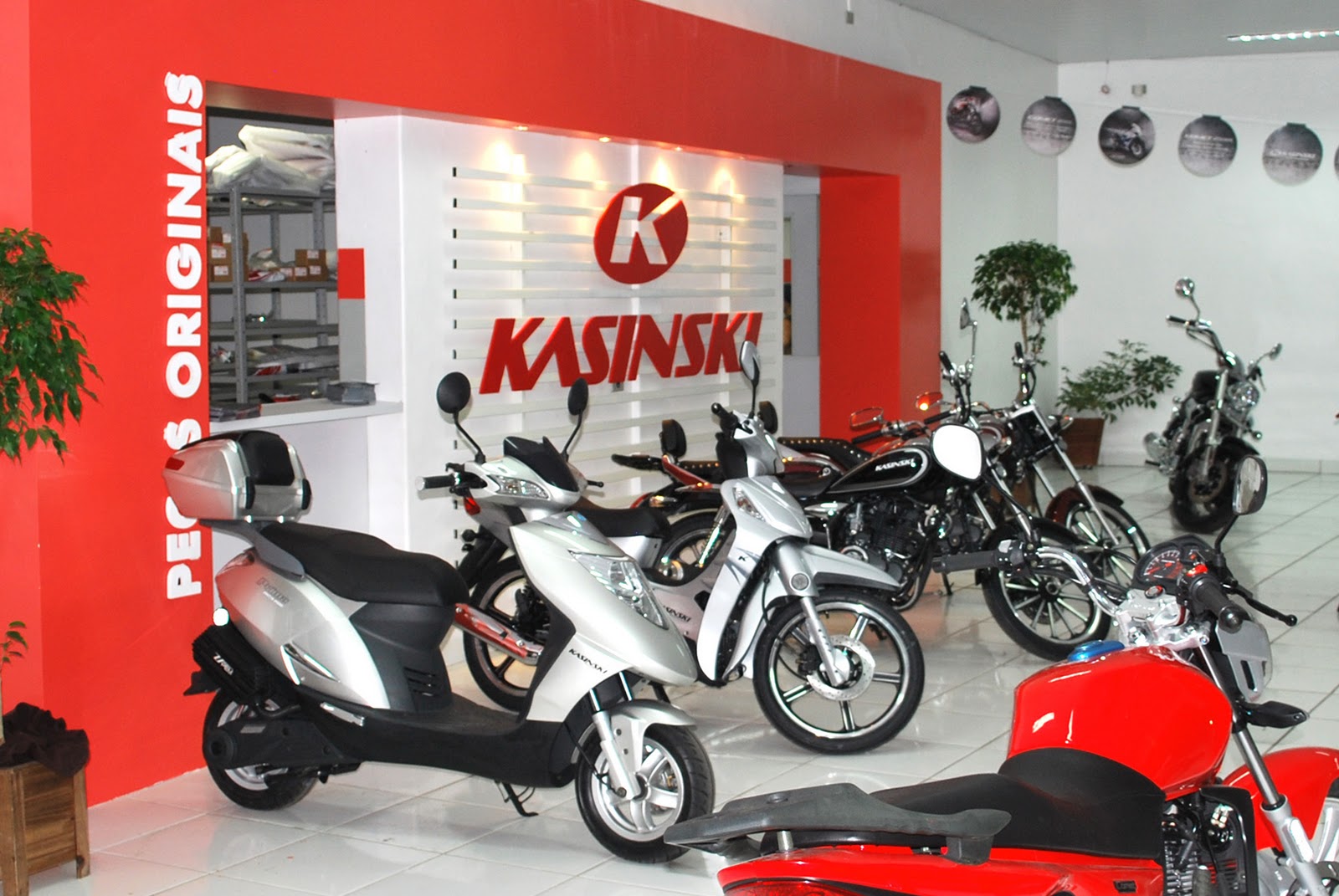 Kasinski Guaxupé: Inauguração Kasinski em Guaxupé