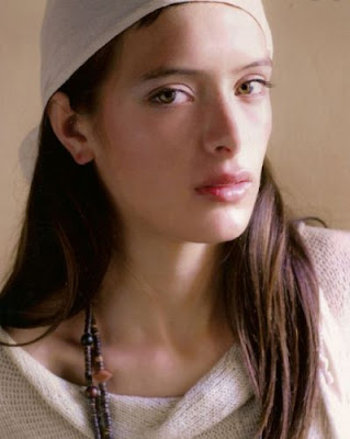 Paparazzi Internacional: Daniela Cott de cartonera modelo internacional