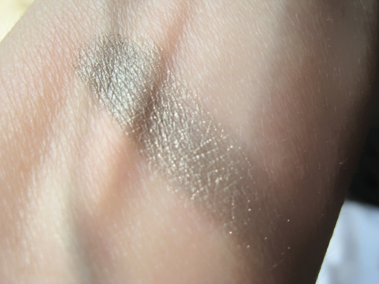 Hairstyle Trends: Lancome Erika F Ombre Absolue Eyeshadow G40