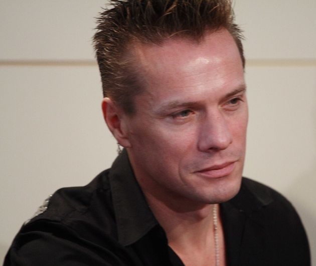 U2 Kiss The Future México: Feliz Cumpleaños Larry Mullen Jr.