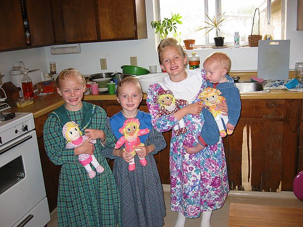 THE FLDS CHILDREN IN PICTURES: 1/16/11 - 1/23/11